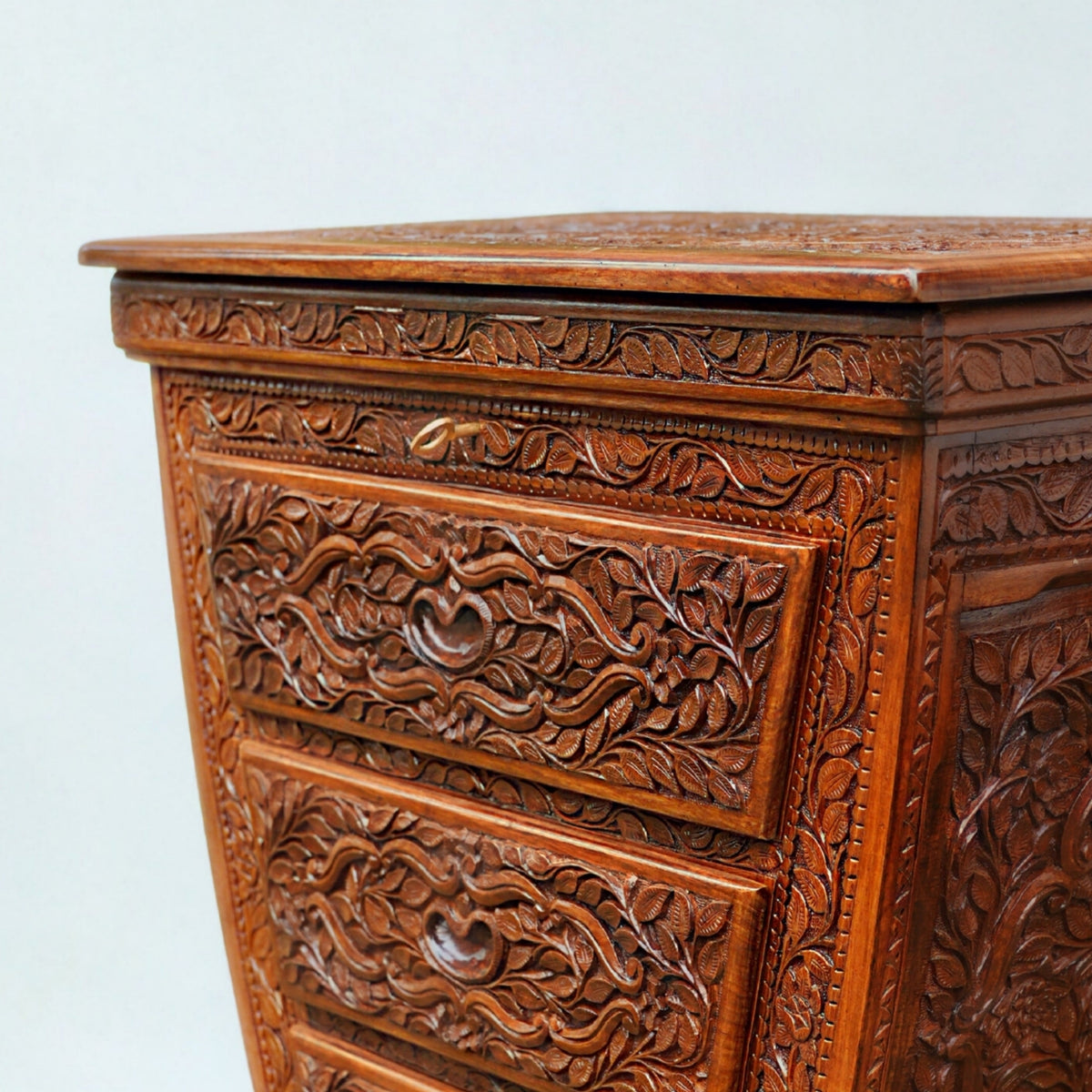 Heritage Side Chest – Walnut craftworks